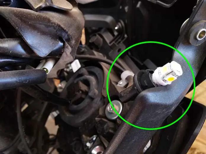 Yamaha MT-07 LED Headlight Upgrade Procedure DIY. - Not Sealed